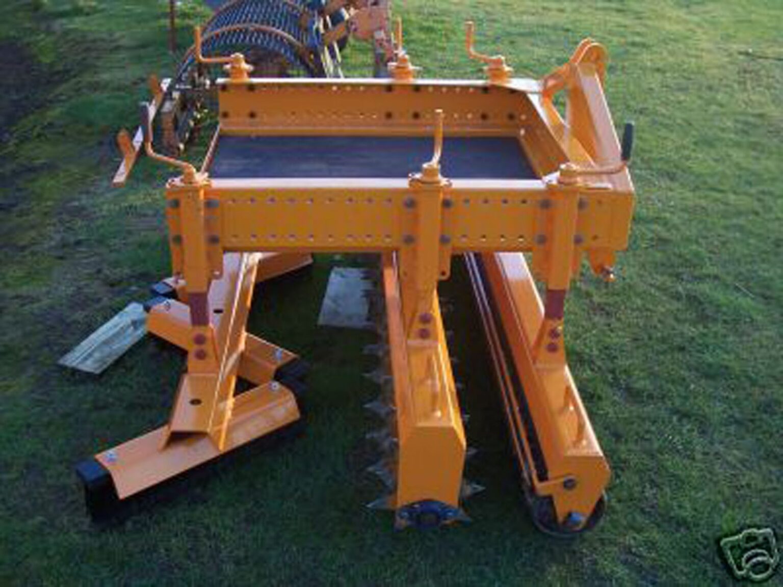 Drag Brush 2ft long To Fit Sisis Frames - Brushes North West