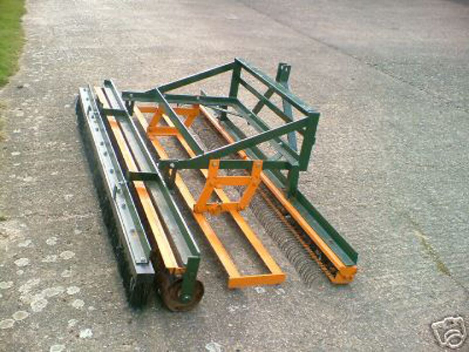 Drag Brush 2ft long To Fit Sisis Frames - Brushes North West