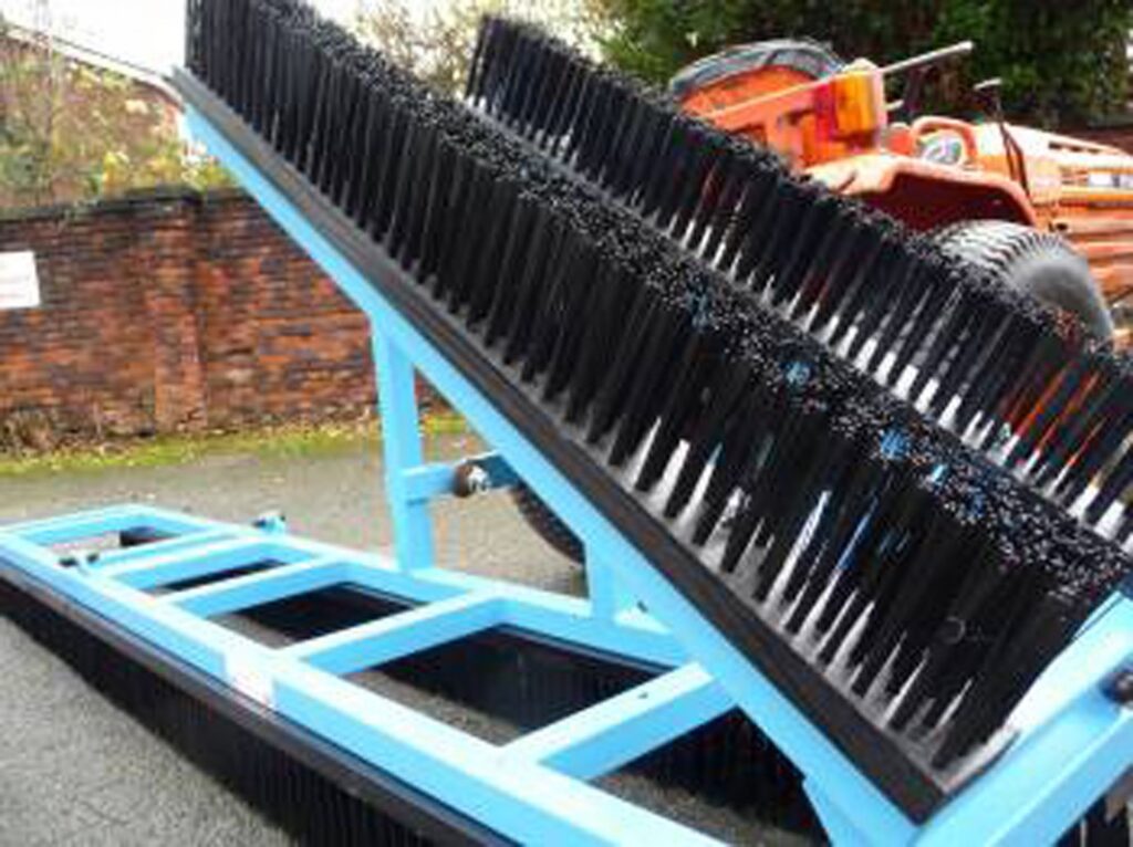 Extending 4 mtr Tractor Brush Frame - Brushes North West