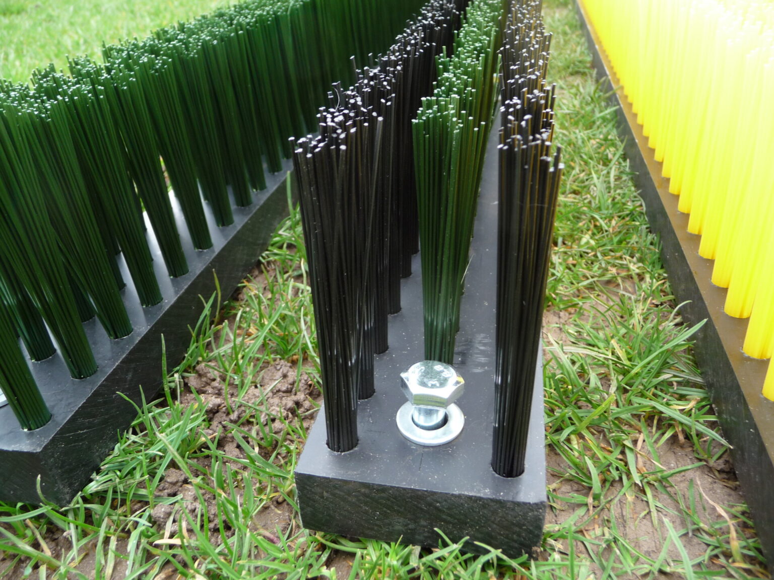 Drag Brushes various bristle strength 6ft/1.8mtr lengths - Brushes ...